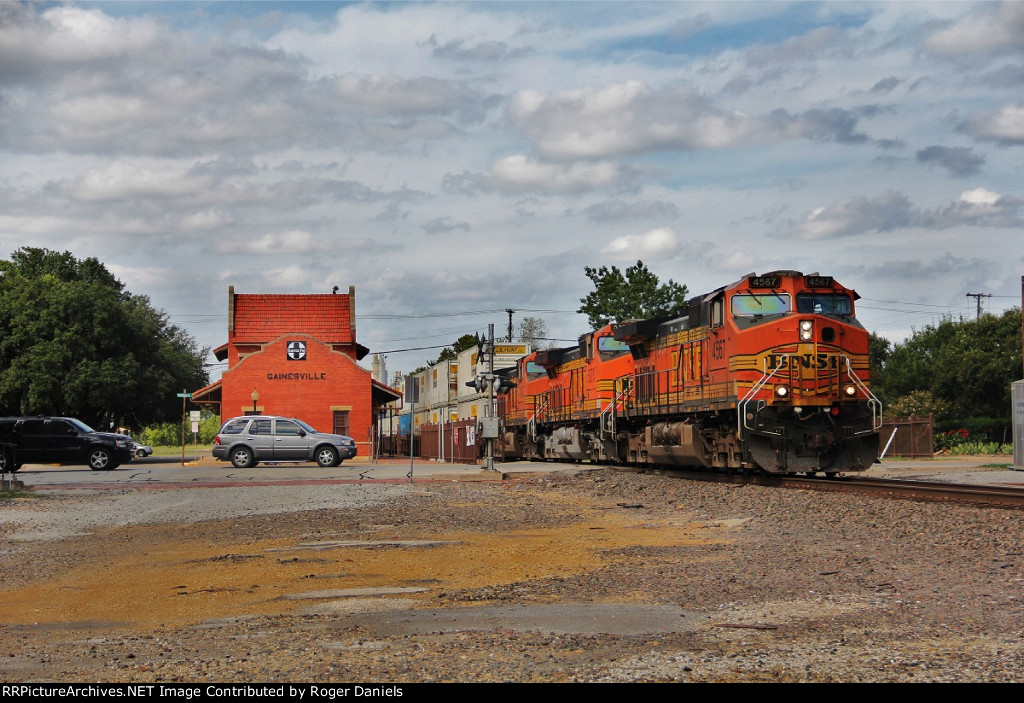 BNSF 4567